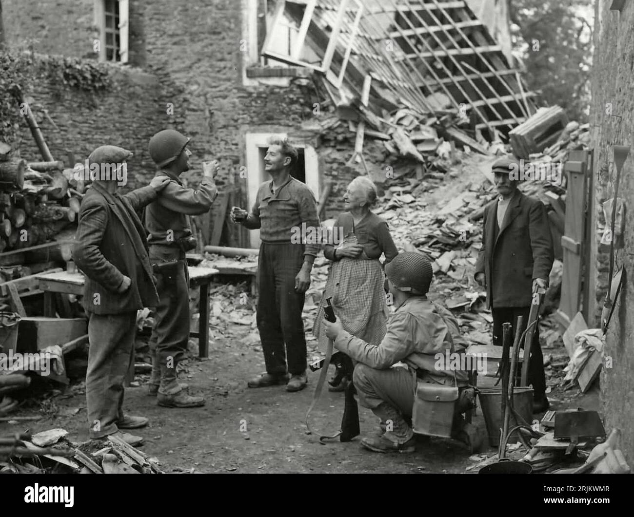French soldiers world war ii hi-res stock photography and images - Alamy