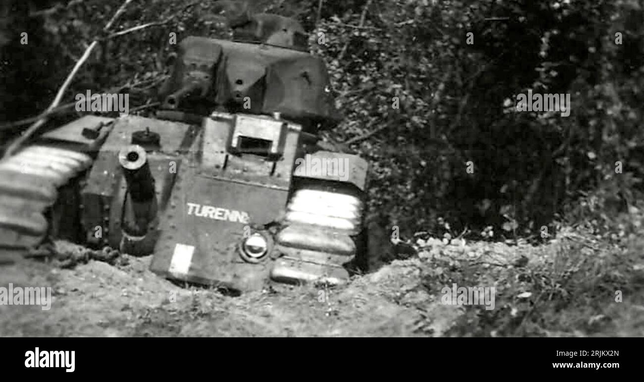Char b1 bis hi-res stock photography and images - Alamy