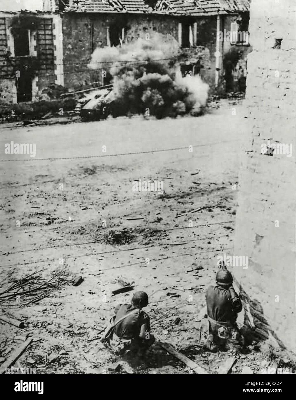 1944 american soldiers hi-res stock photography and images - Alamy