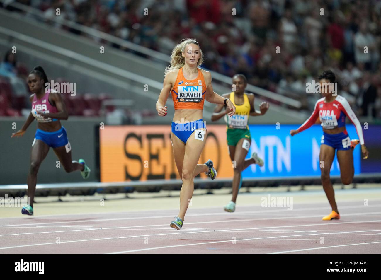 Lieke Klaver, of the Netherlands, reacts as she wins her women's 400 ...