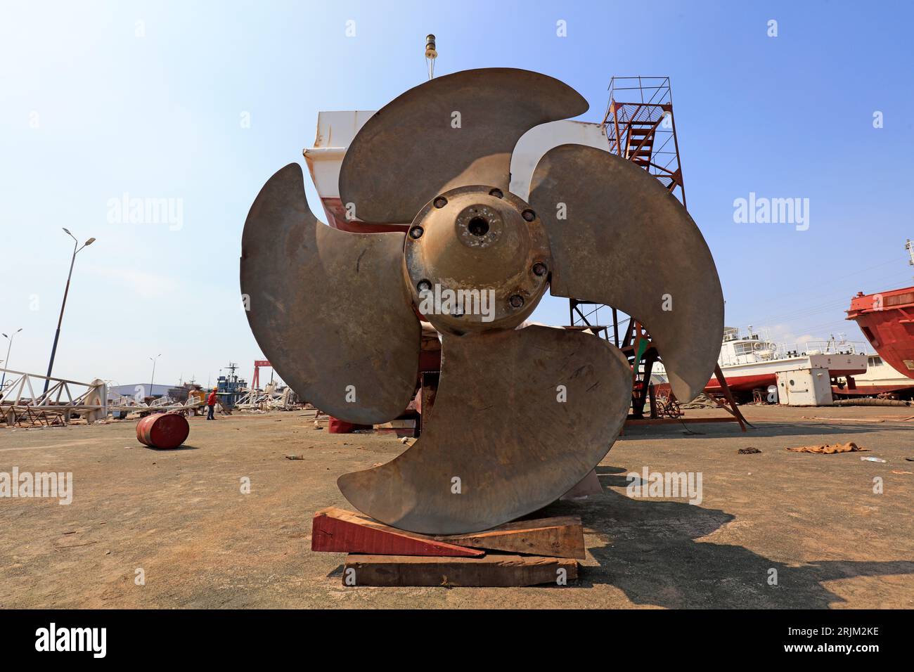Thruster marine hi-res stock photography and images - Alamy
