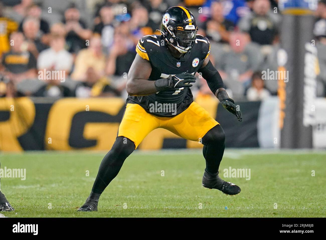 Pittsburgh Steelers offensive tackle Broderick Jones (77) plays in an ...