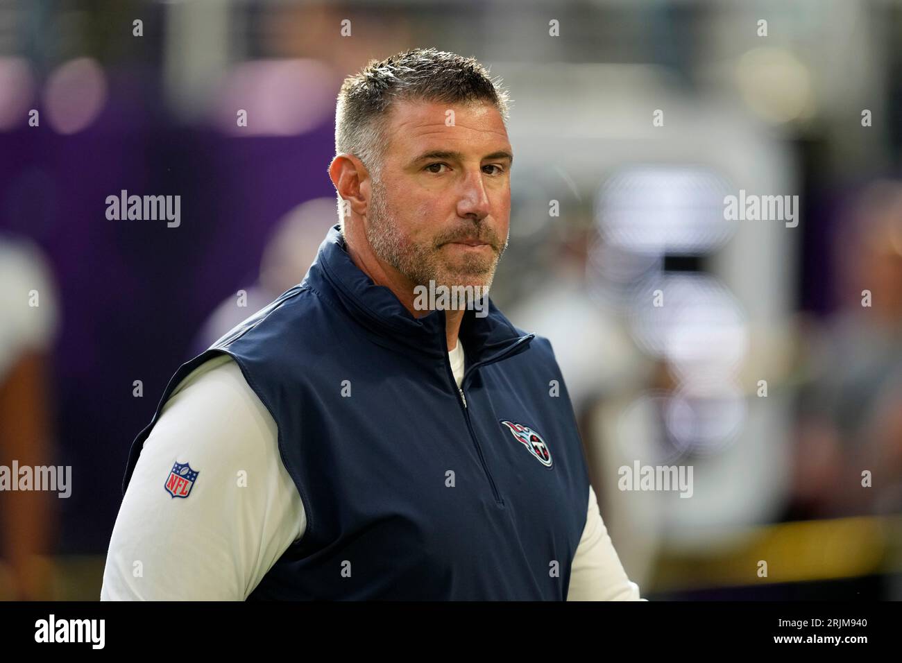 Tennessee Titans head coach Mike Vrabel walks on the field before an ...