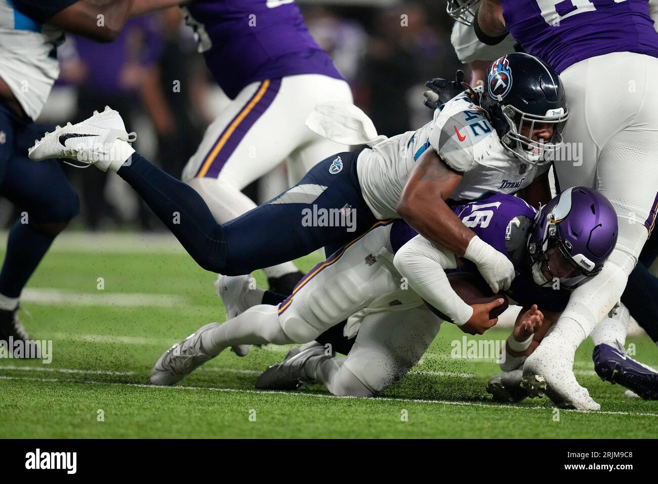 Tennessee Titans linebacker Caleb Murphy (42) sacks Minnesota Vikings ...