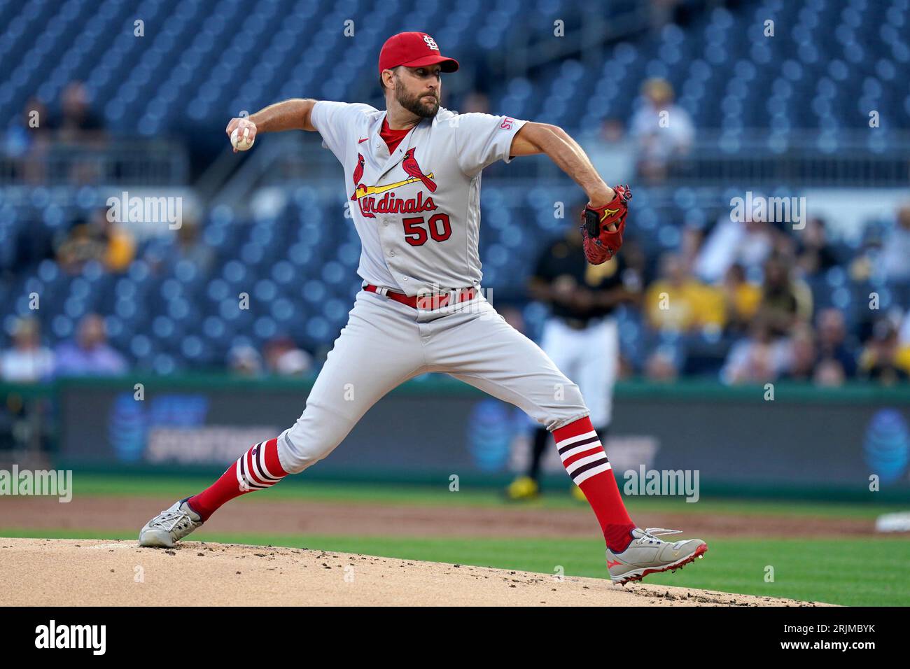 St. Louis Cardinals starting pitcher Adam Wainwright delivers against ...