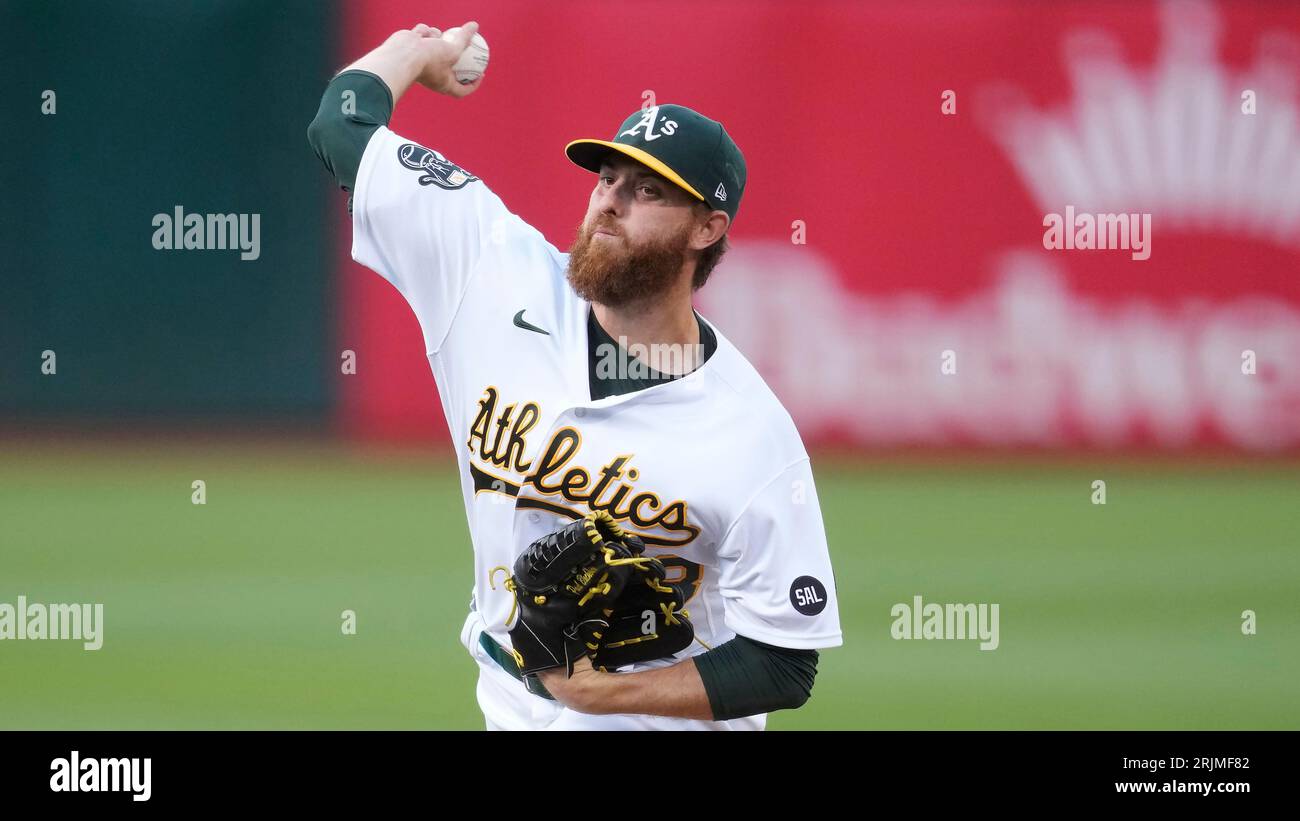 Oakland Athletics pitcher Paul Blackburn during a baseball game against ...