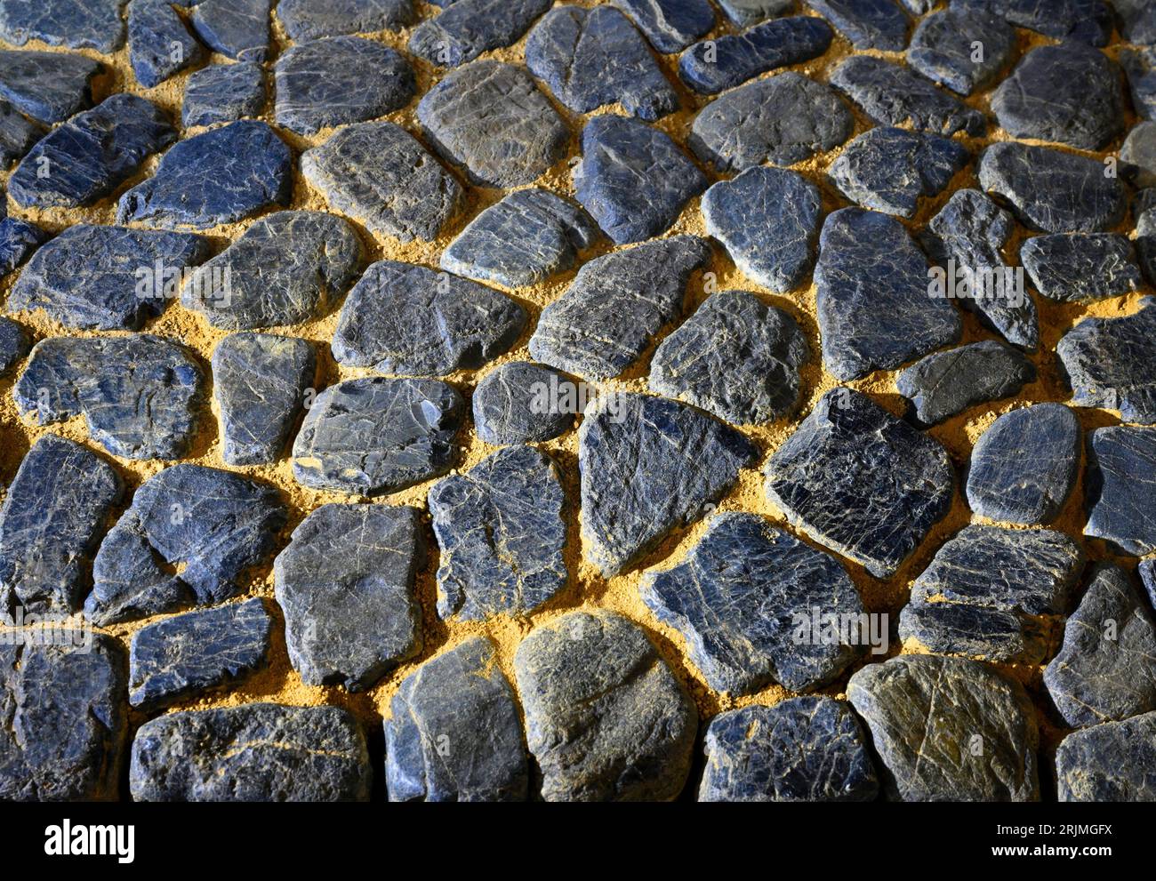 Stone garden design hi-res stock photography and images - Alamy