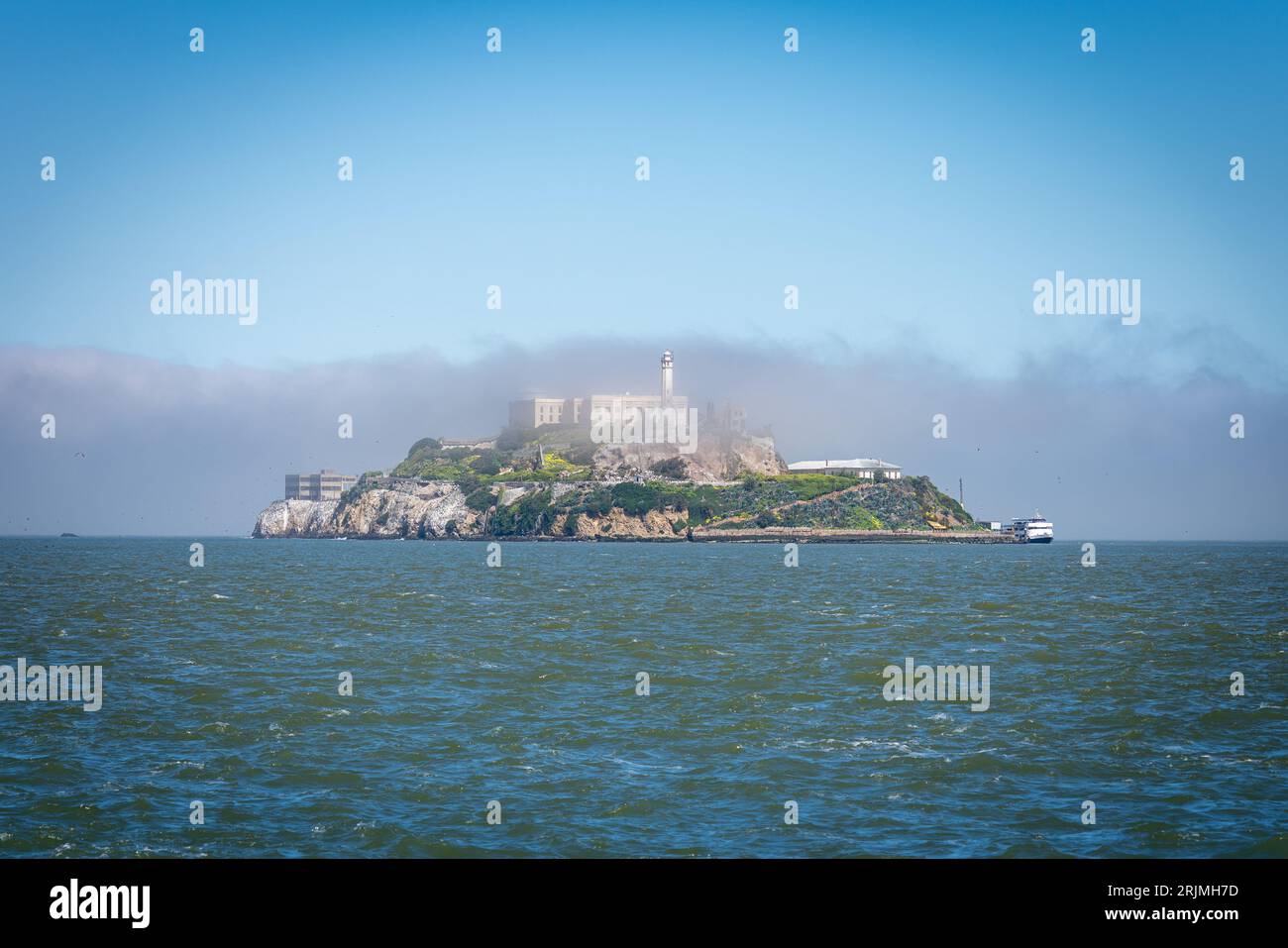 Alcatraz island in mist hi-res stock photography and images - Alamy