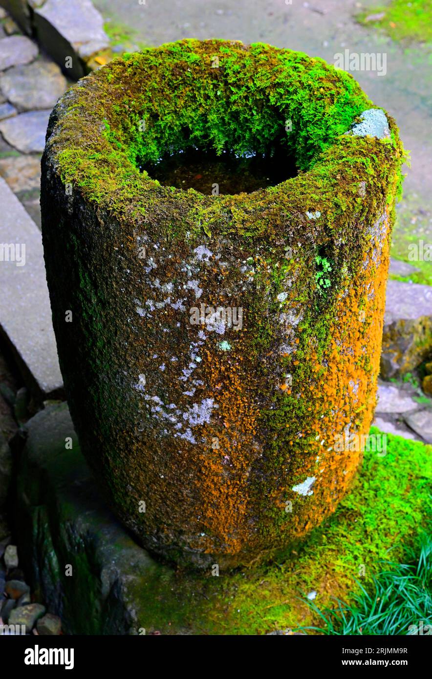 The honen in temple hi-res stock photography and images - Alamy