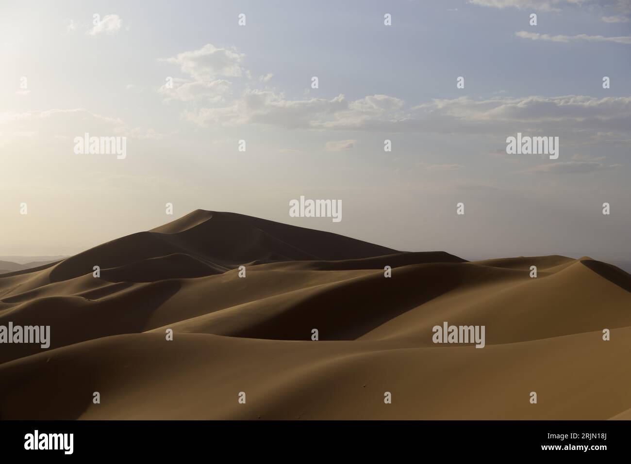 The dunes of Khongoryn Els , Gobi Desert Mongolia Stock Photo - Alamy