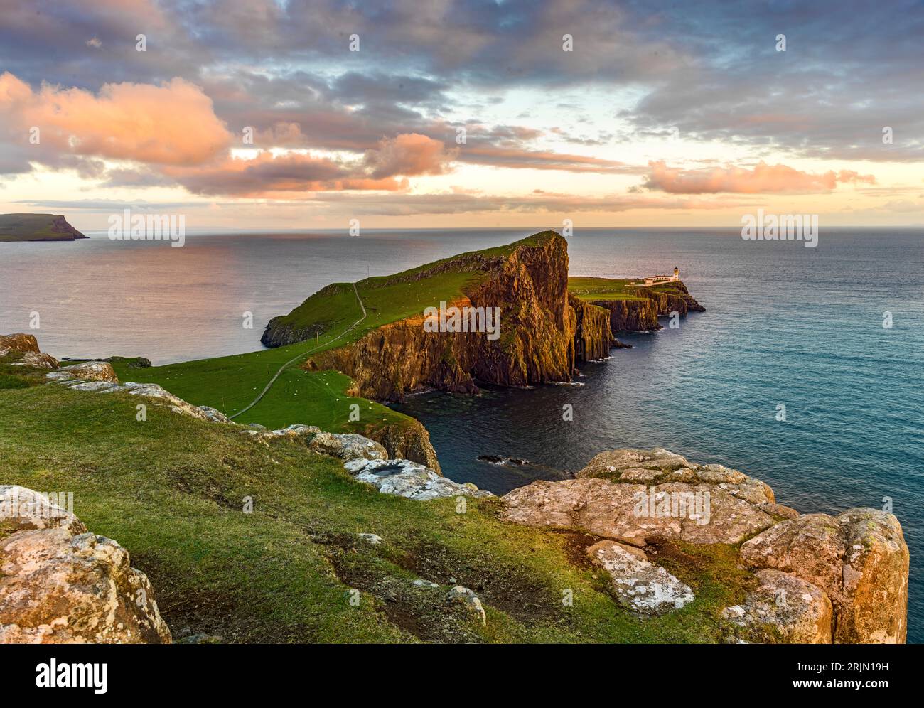 Neist Point Lighthouse,Sunset Isle of Skye, Inner Hebrides,Highlands ...
