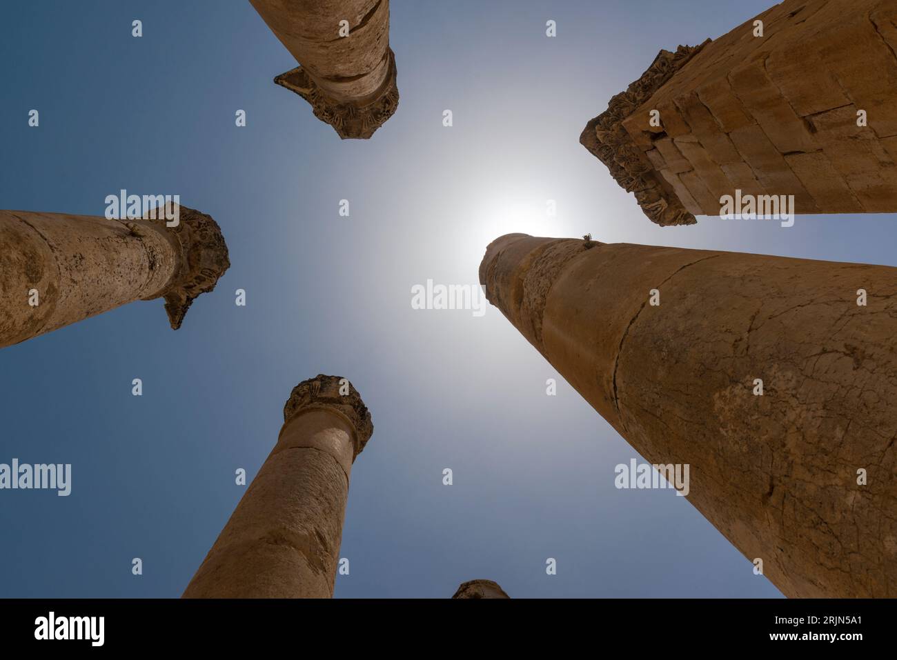 Backlight image of the columns of the Temple of Zeus, seen from below ...