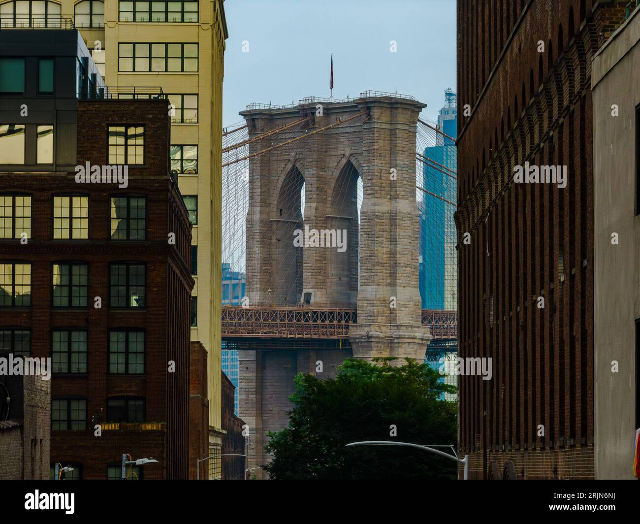 Tower between buildings hi-res stock photography and images - Alamy