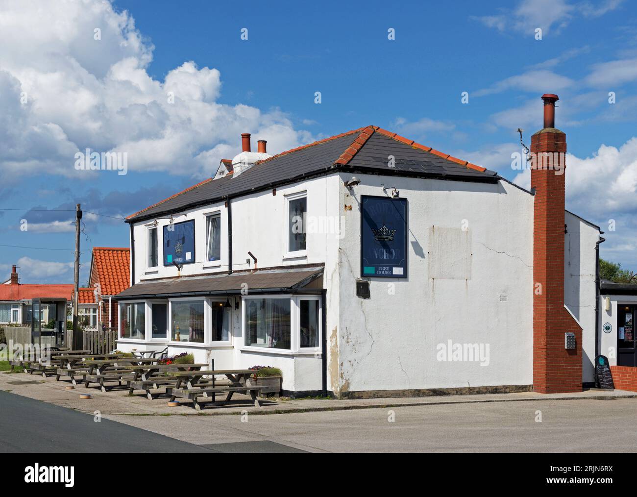 The Crown & Anchor pub in Kilnsea, Holderness, East Yorkshire, England ...