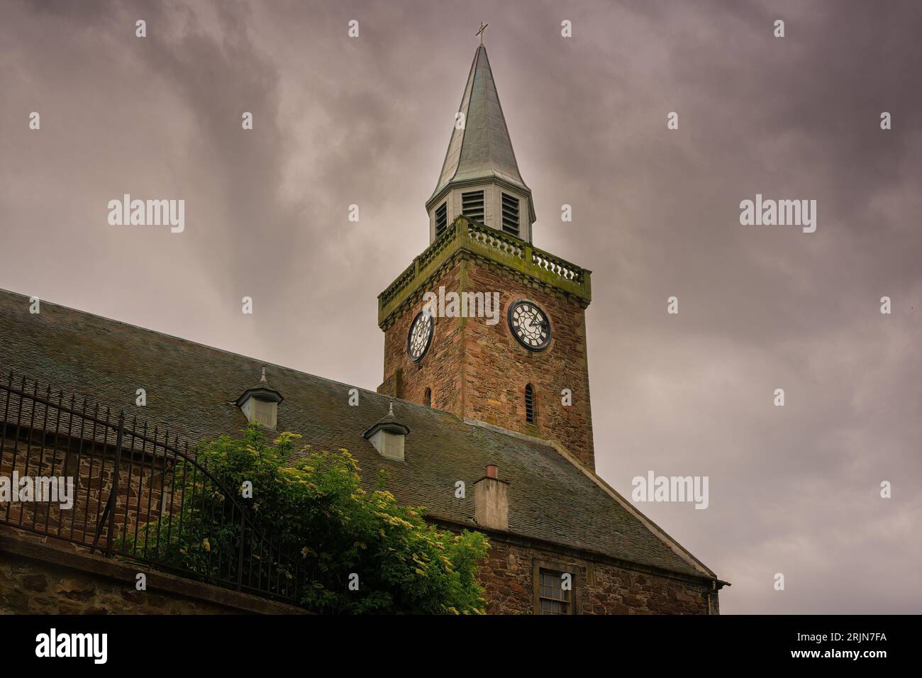 Old clock faces hi-res stock photography and images - Alamy