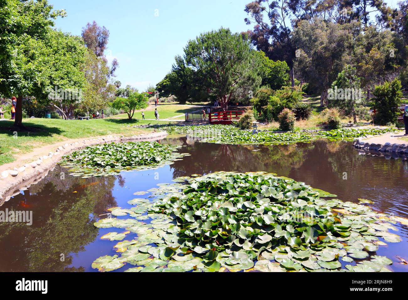 Los Angeles, California: The Doris Japanese Garden at Kenneth Hahn ...