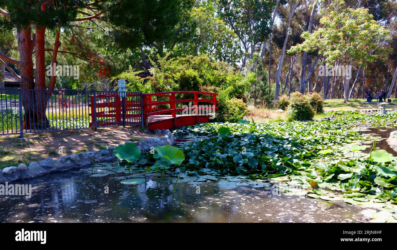 Los Angeles, California: The Doris Japanese Garden at Kenneth Hahn ...