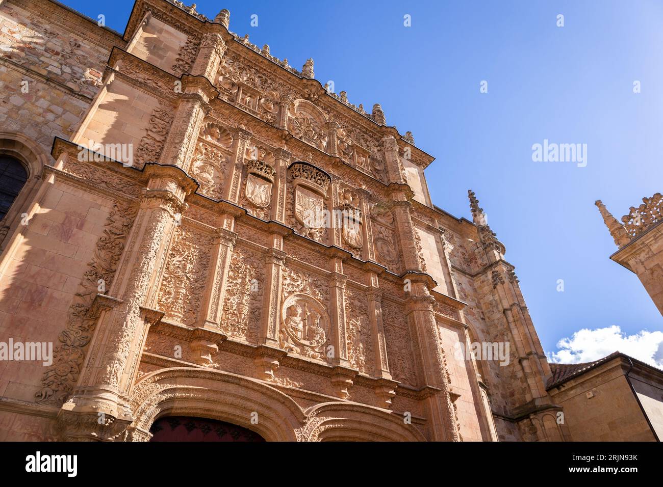 University of Salamanca, front stone Plateresque facade of Escuelas ...