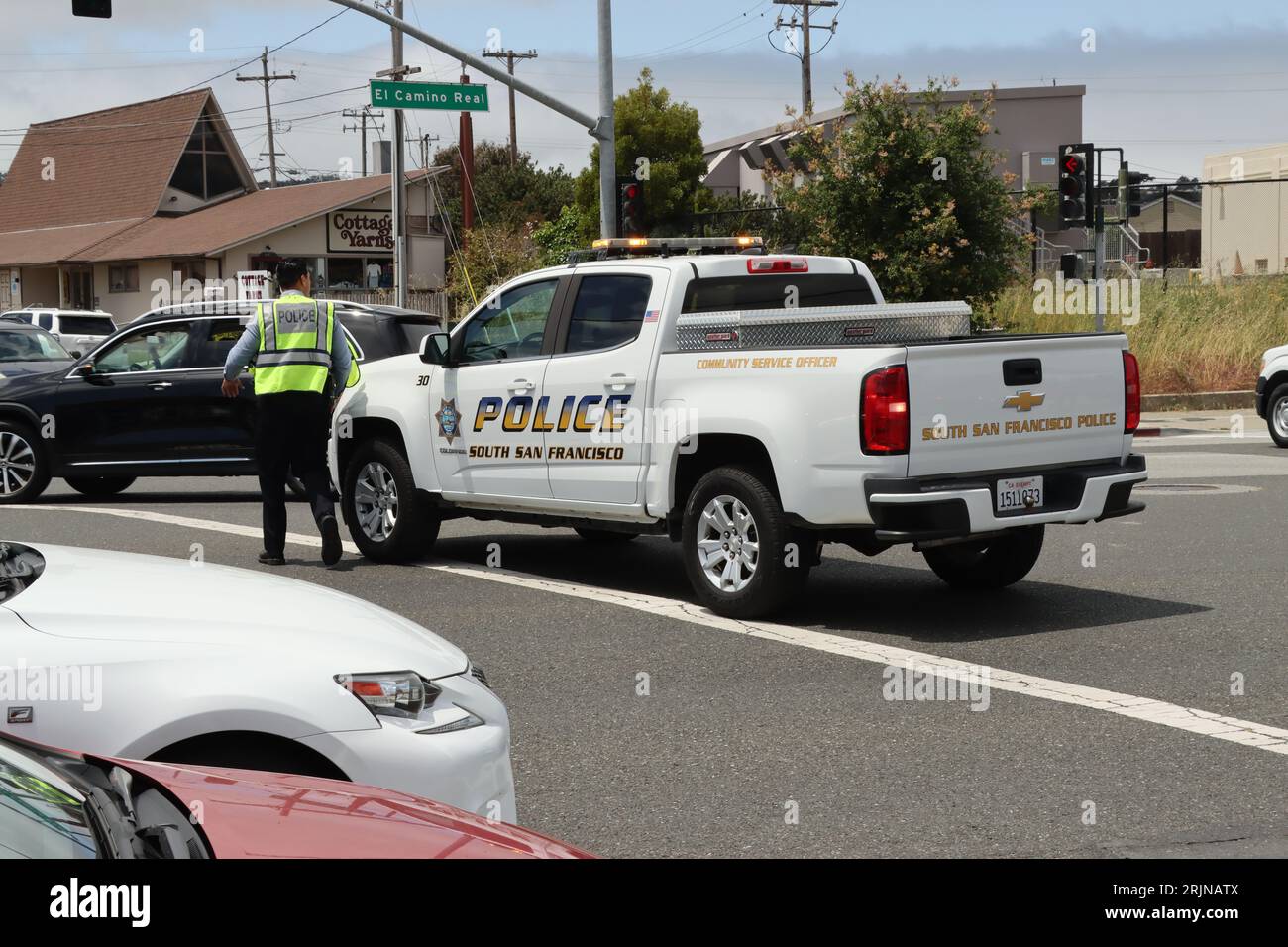 Police truck on street hi-res stock photography and images - Alamy