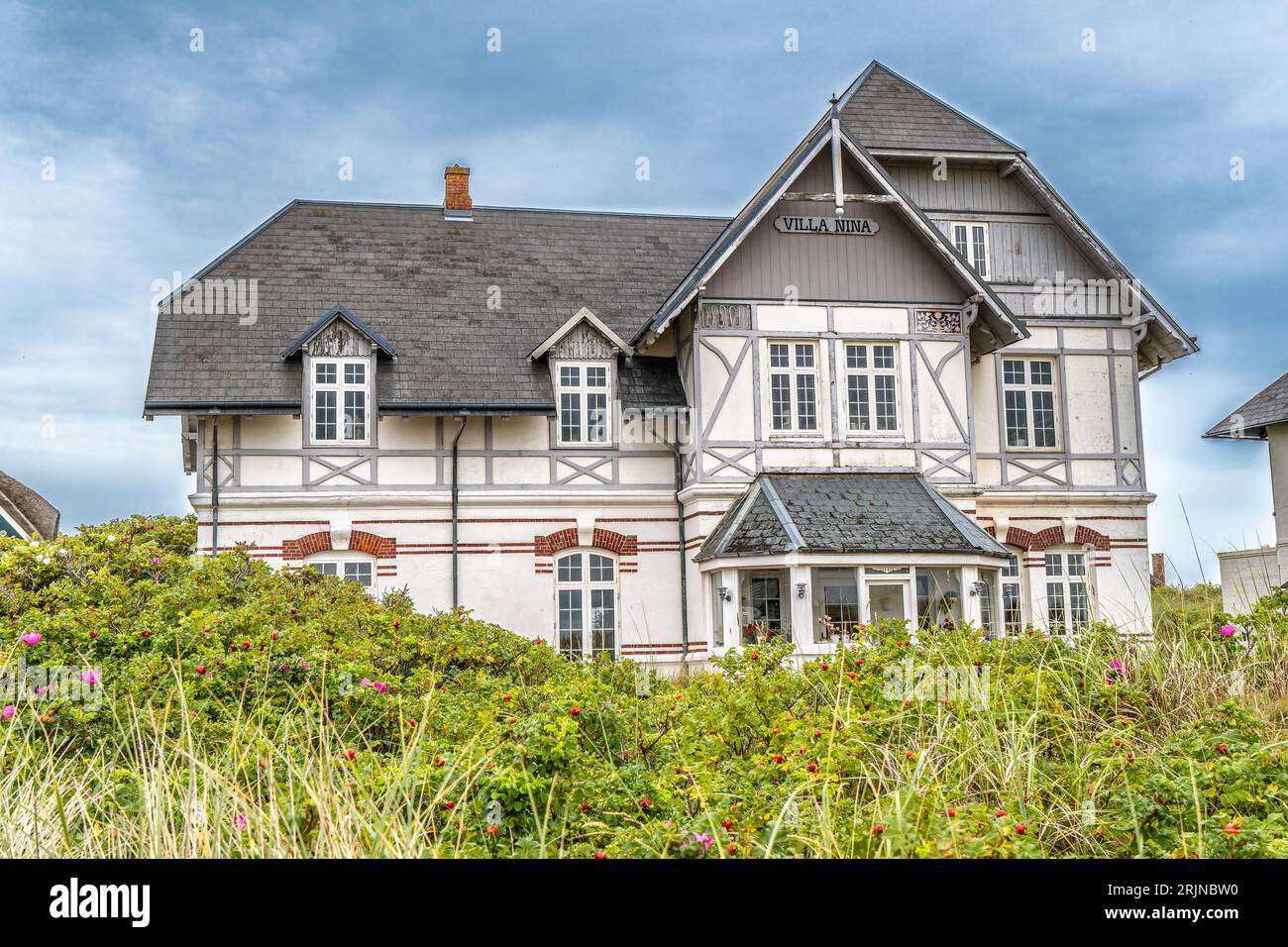 Danish traditional cottage hi-res stock photography and images - Alamy
