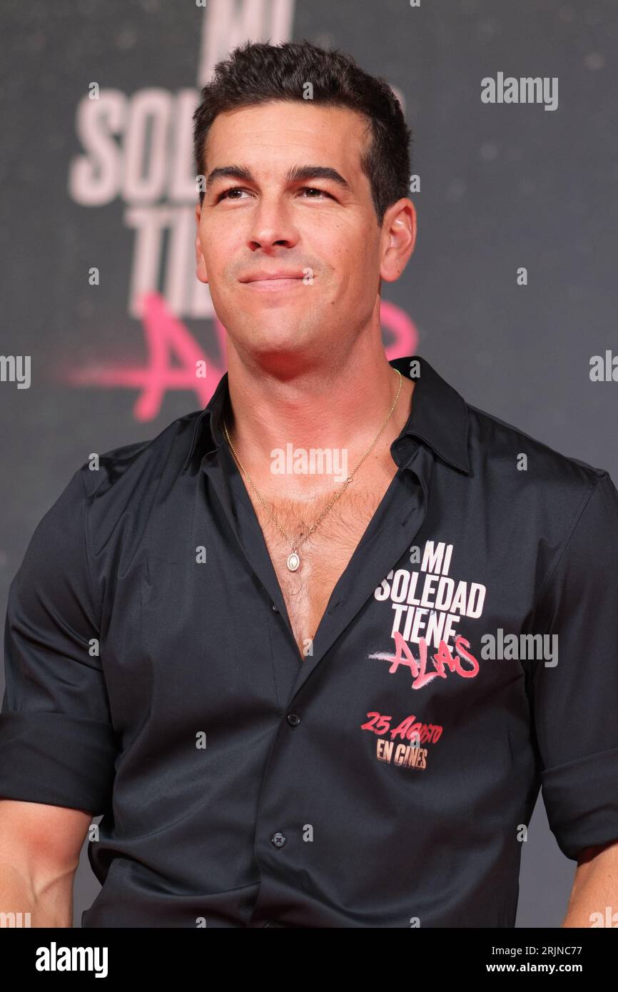 Spanish actor mario casas hi-res stock photography and images - Alamy