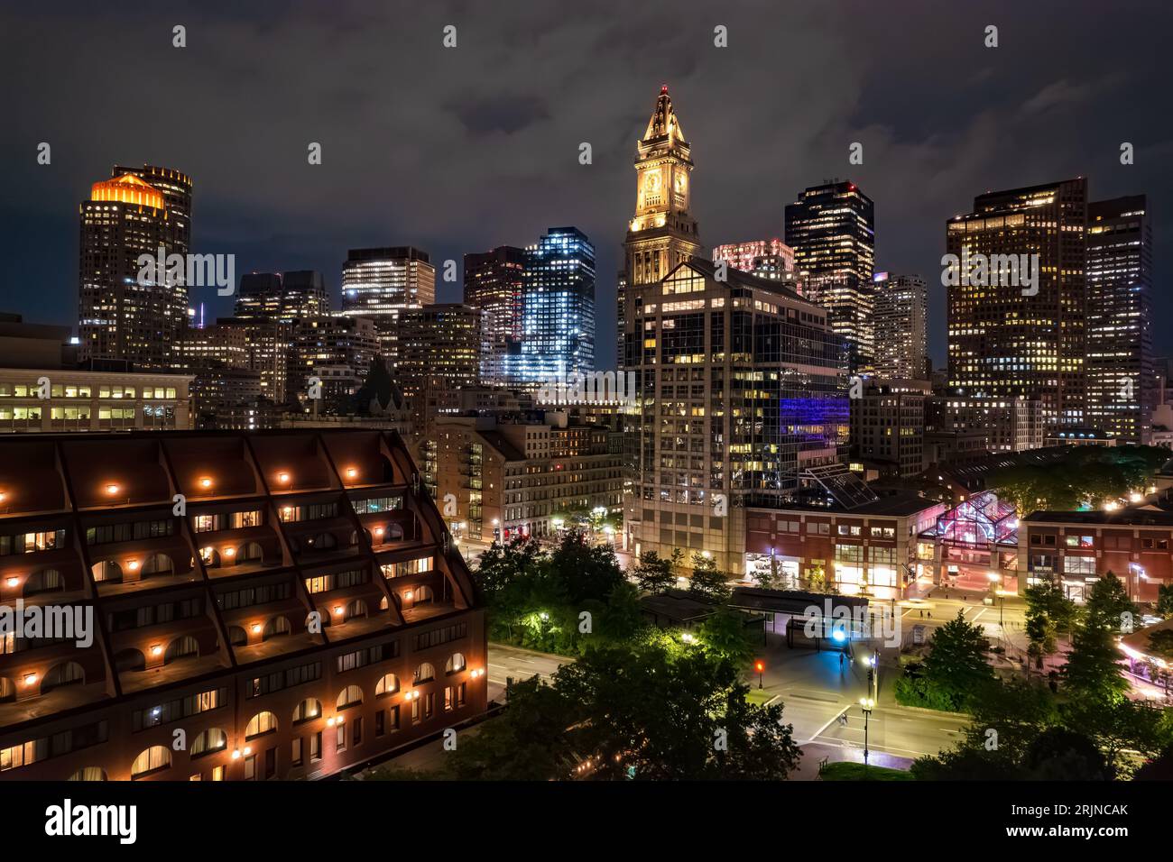 Boston nightscape hi-res stock photography and images - Alamy