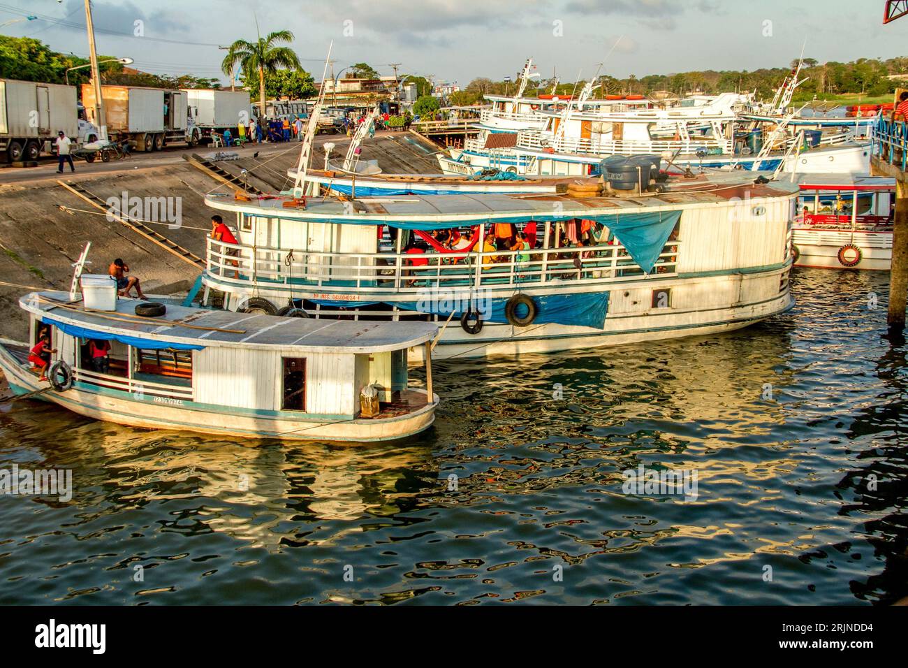 Amazon riverboats hi-res stock photography and images - Alamy
