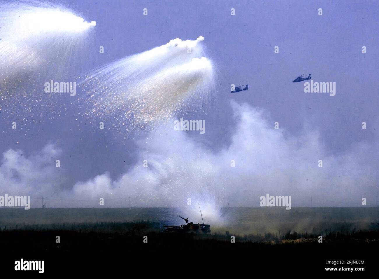 übungen der luftwaffe hi-res stock photography and images - Alamy