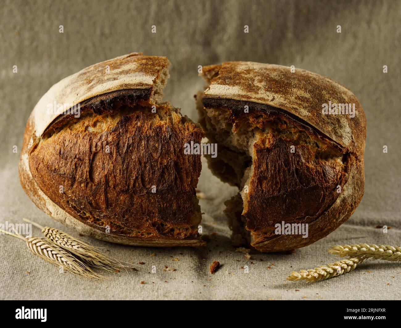 Oval pastries hi-res stock photography and images - Alamy