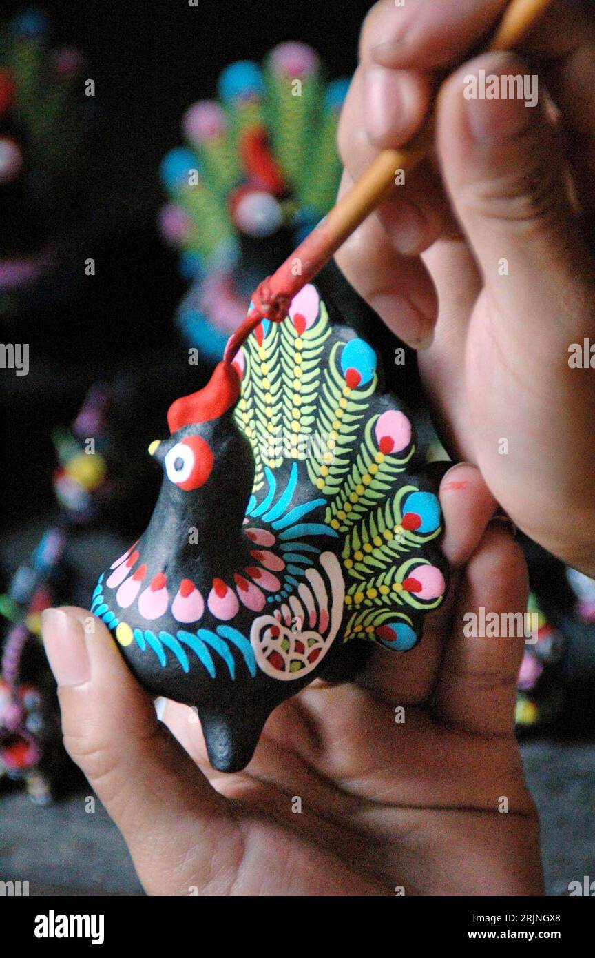 Vogel malerei hi-res stock photography and images - Alamy