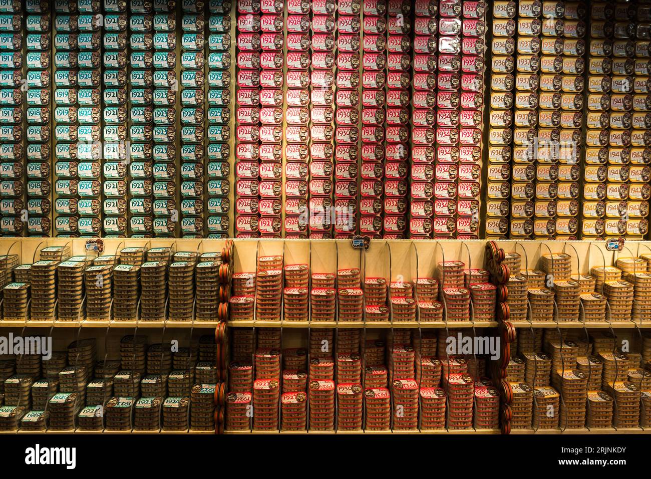 Tinned sardines portugal hi-res stock photography and images - Alamy