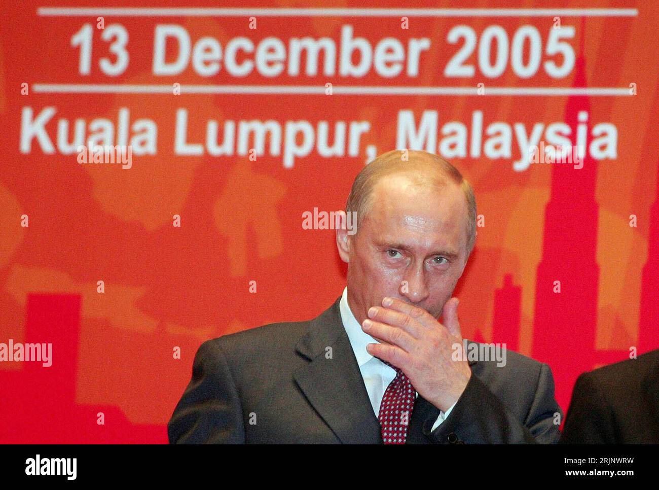 Vladimir putin 2005 hi-res stock photography and images - Alamy Vladimir putin 2005 hi-res stock photography and images - Alamy