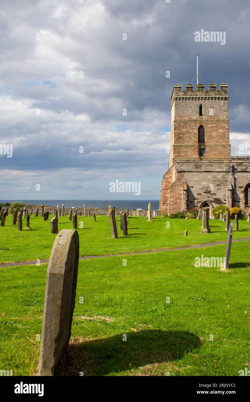 St aidan bamburgh hi-res stock photography and images - Alamy
