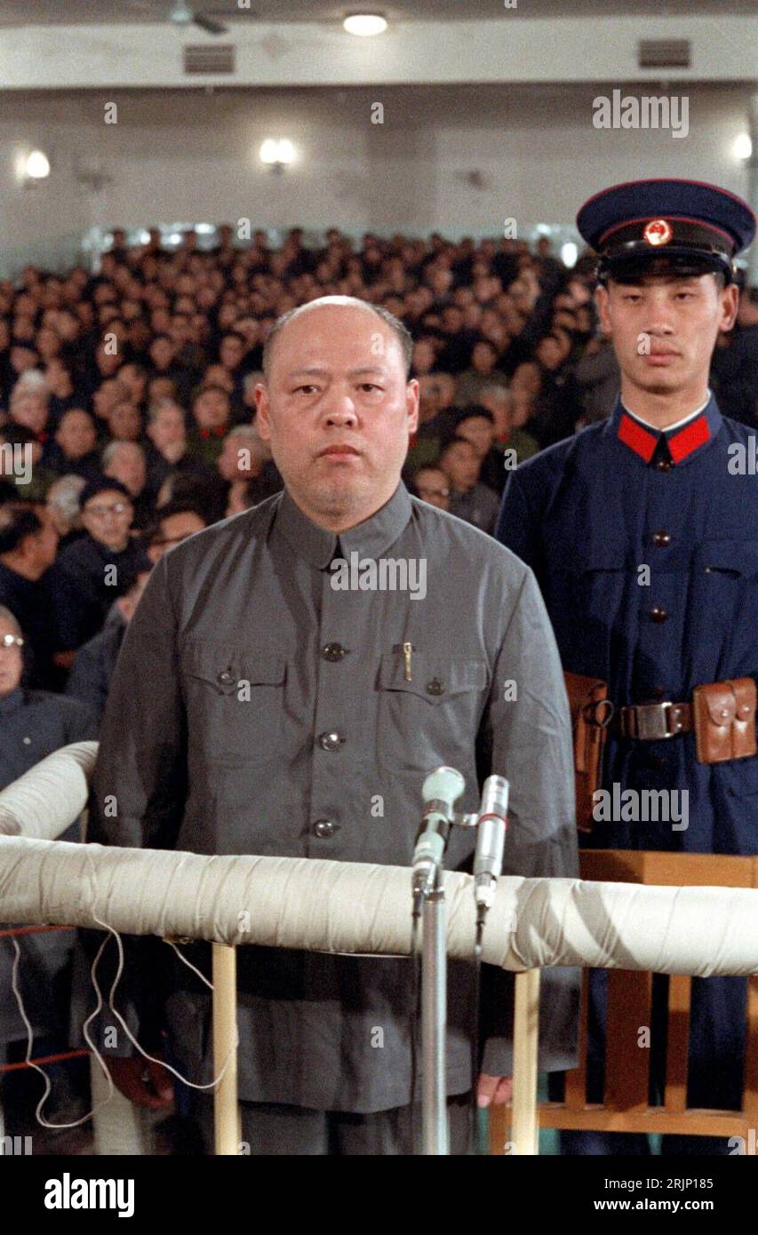 Yao wenyuan hi-res stock photography and images - Alamy