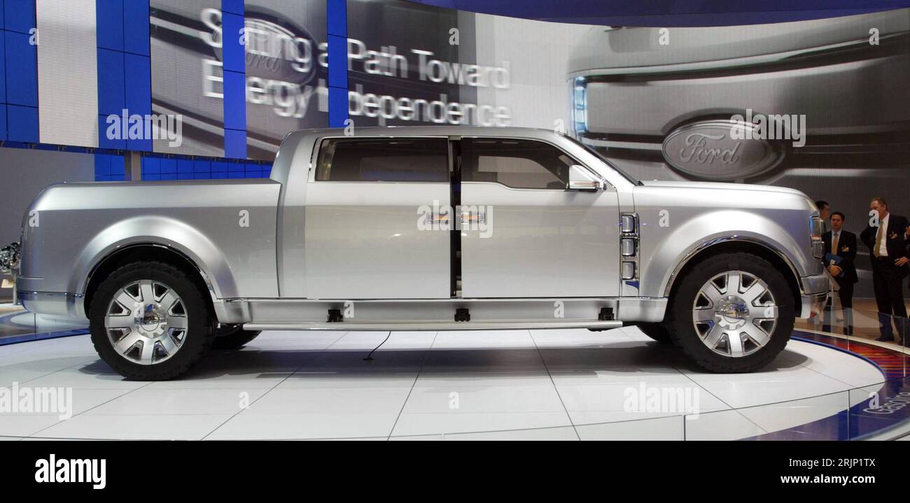 Ford Super Chief Concept