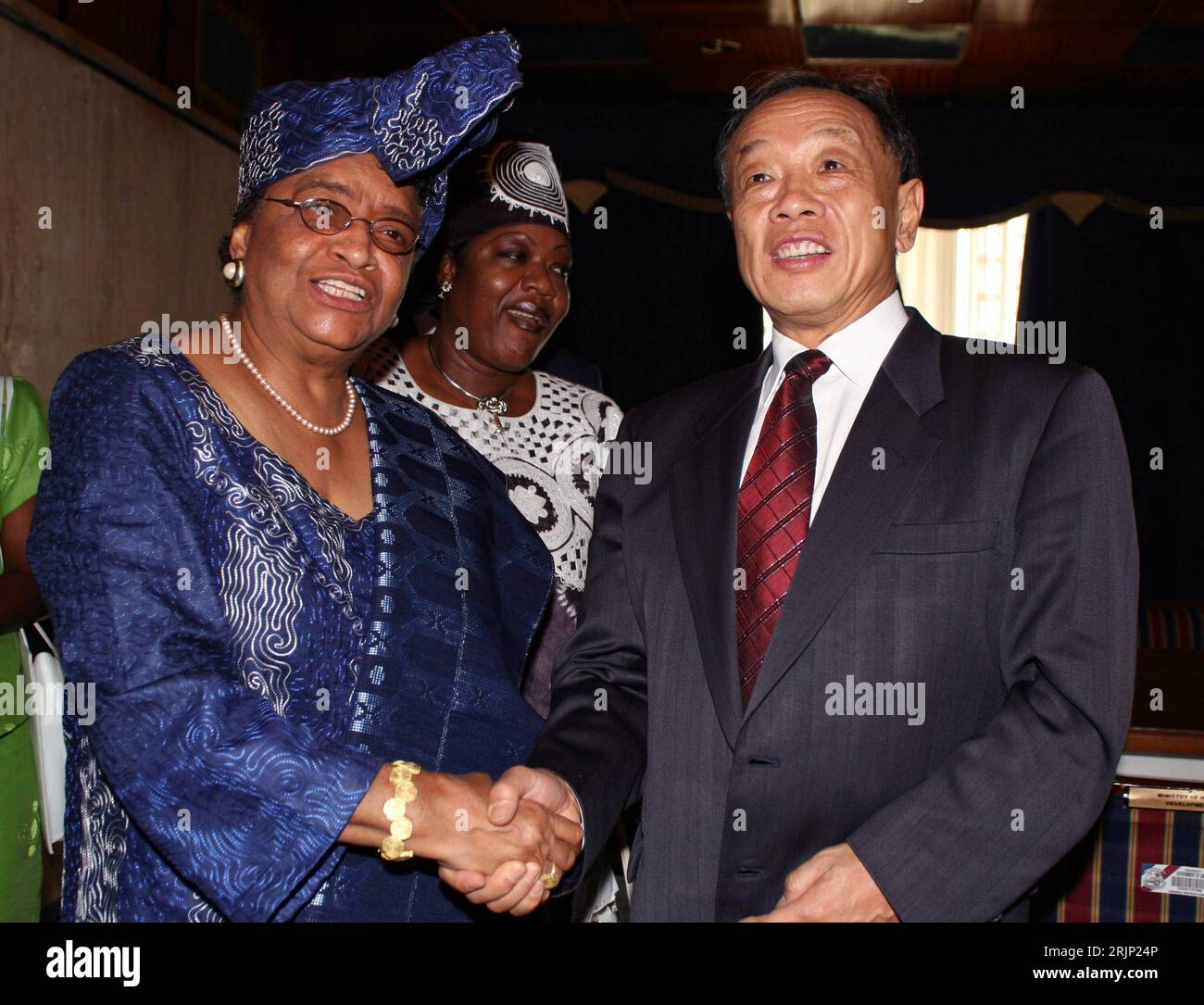 Ellen johnson sirleaf 2006 hi-res stock photography and images - Alamy