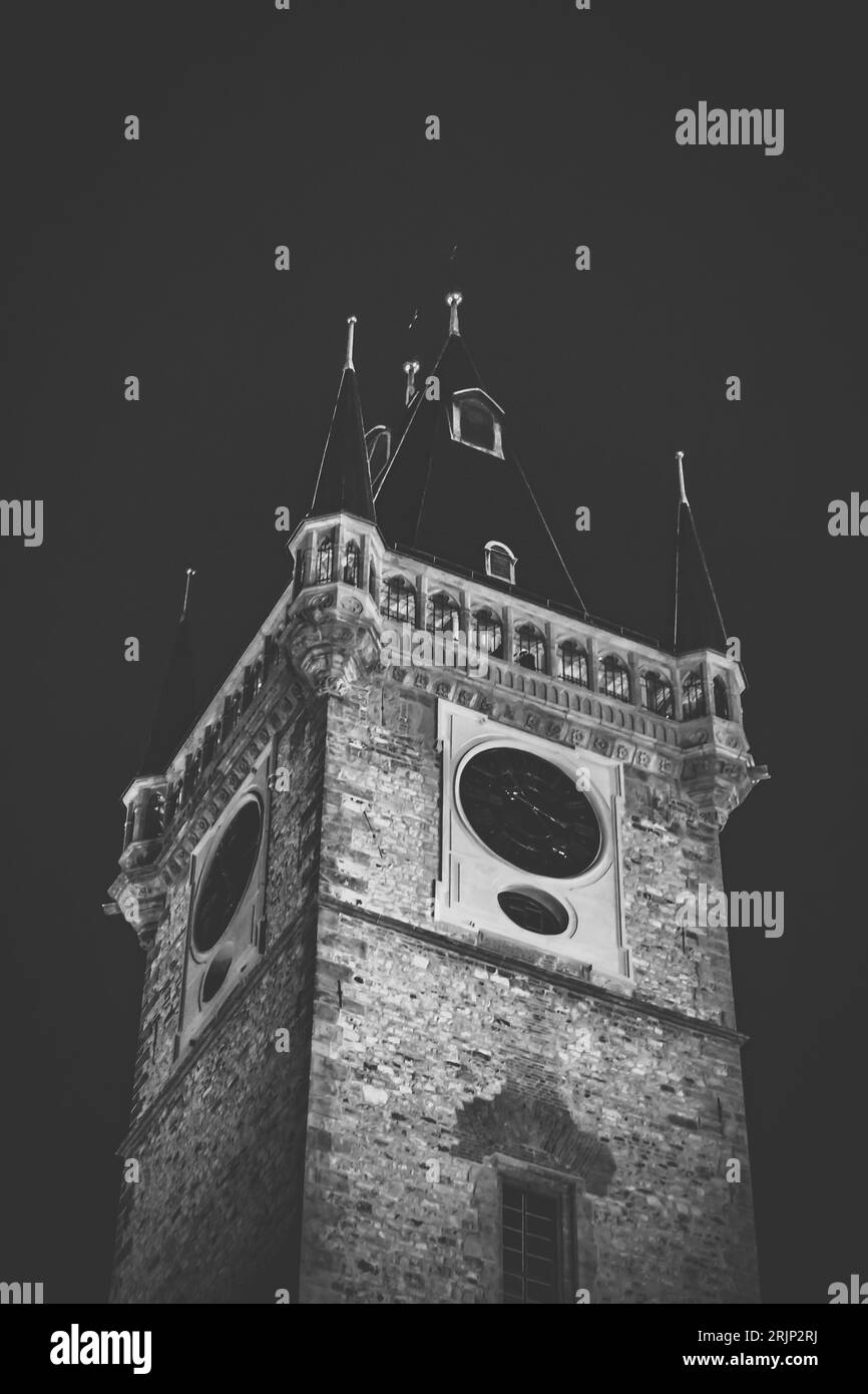 Cityscape building on square Black and White Stock Photos & Images - Alamy