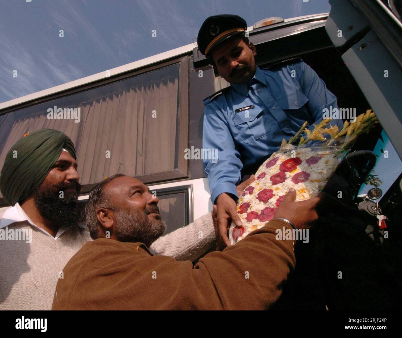 Indische busse hi-res stock photography and images - Alamy