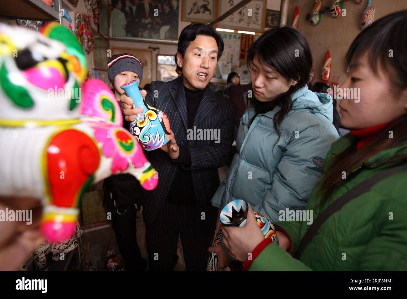 Zeigt seine skulpturen hi-res stock photography and images - Alamy