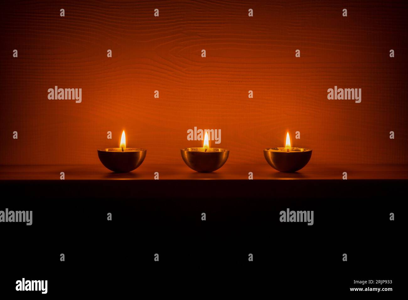 Lit candles and unlit candles hi-res stock photography and images - Alamy