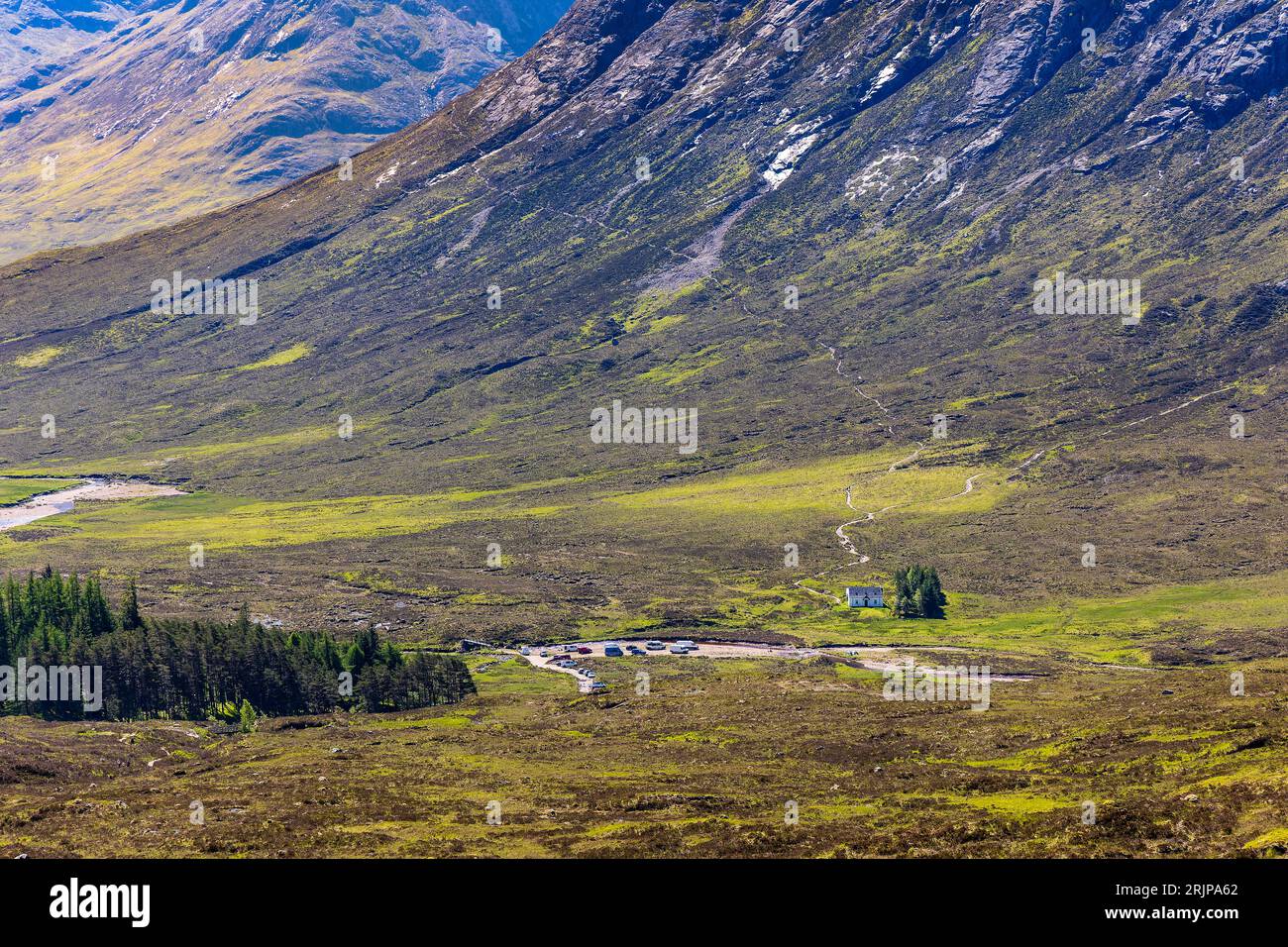 Spectacular Glencoe valley and mountain scenery viewed from Devil's ...
