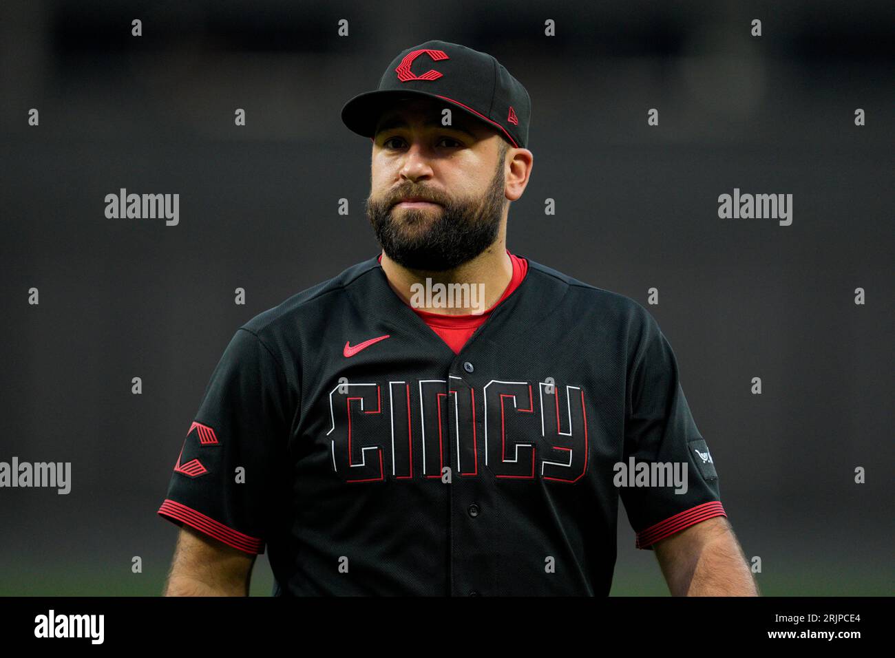 Cincinnati Reds starting pitcher Brett Kennedy walks to the dugout ...