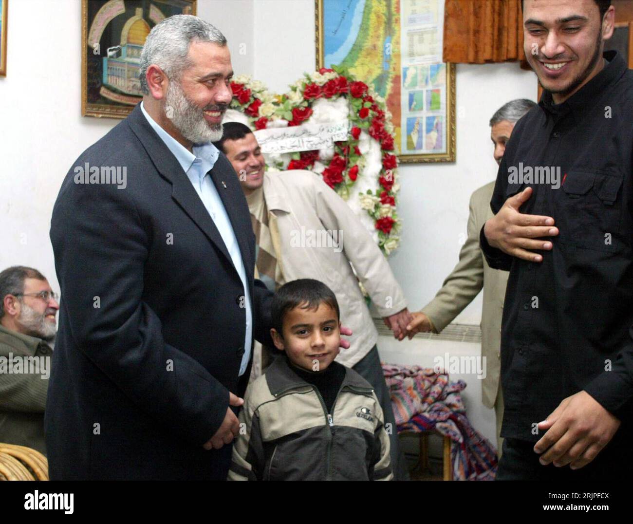 Sheik ahmed yassin hi-res stock photography and images - Alamy