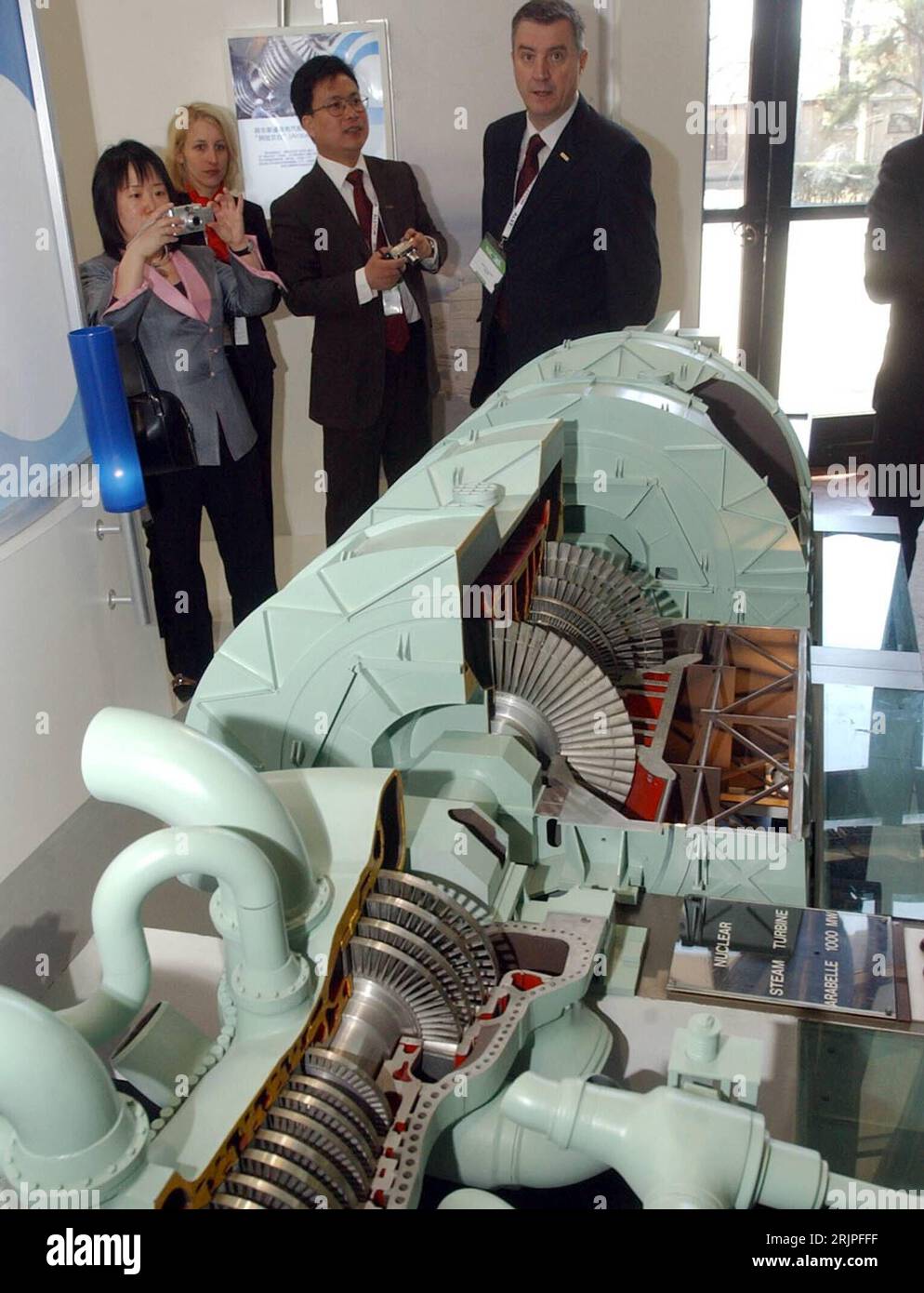 Dampfturbine generator hi-res stock photography and images - Alamy