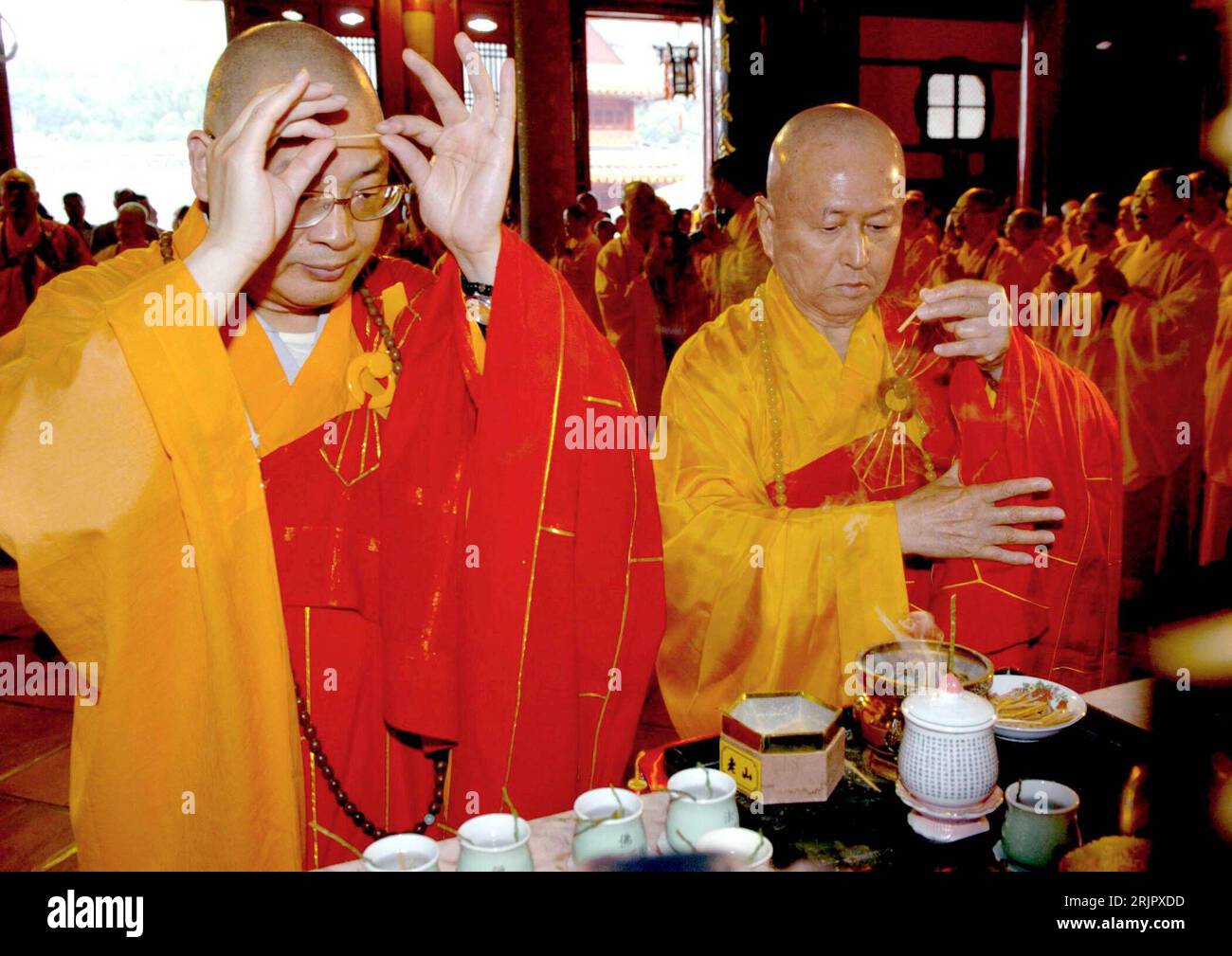 Buddhistische meister hi-res stock photography and images - Alamy