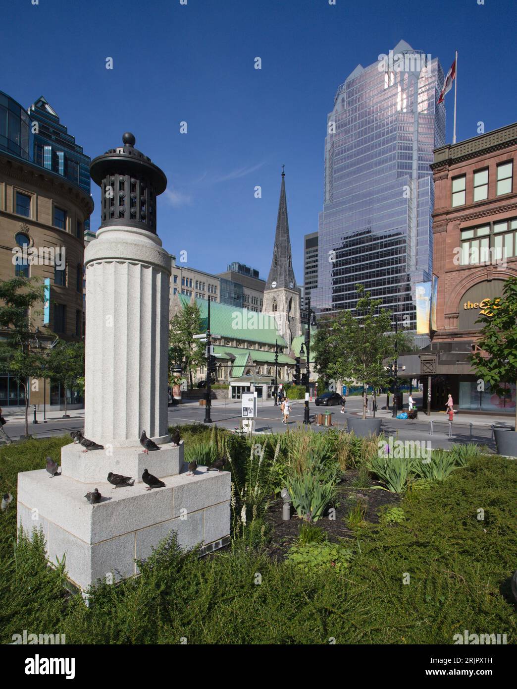 Canada, Quebec, Montreal, Square Phillips Stock Photo - Alamy