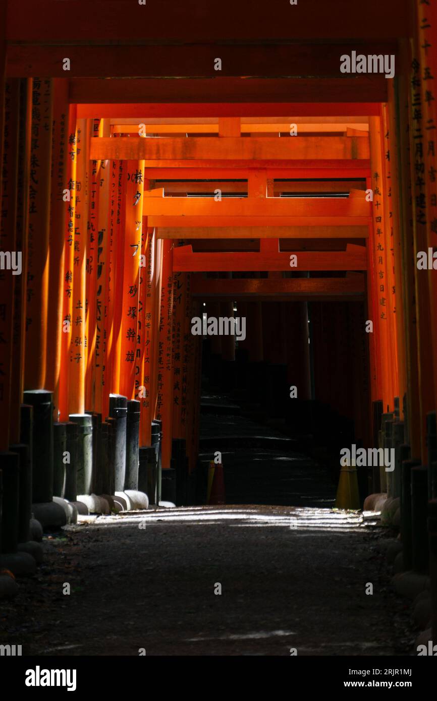 Thousand gates hi-res stock photography and images - Alamy