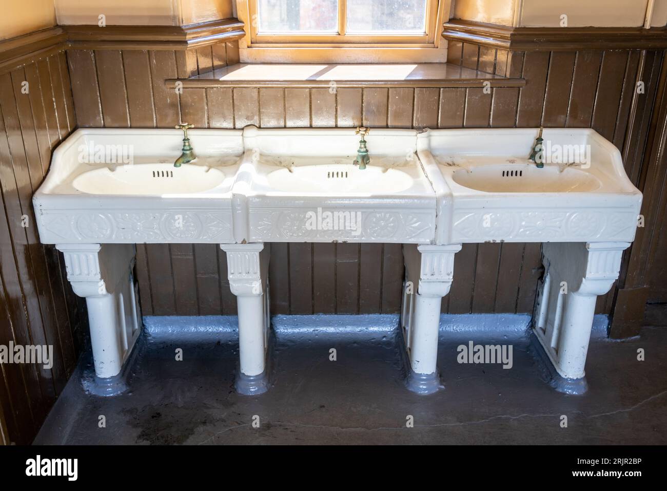 School bathroom hi-res stock photography and images - Alamy