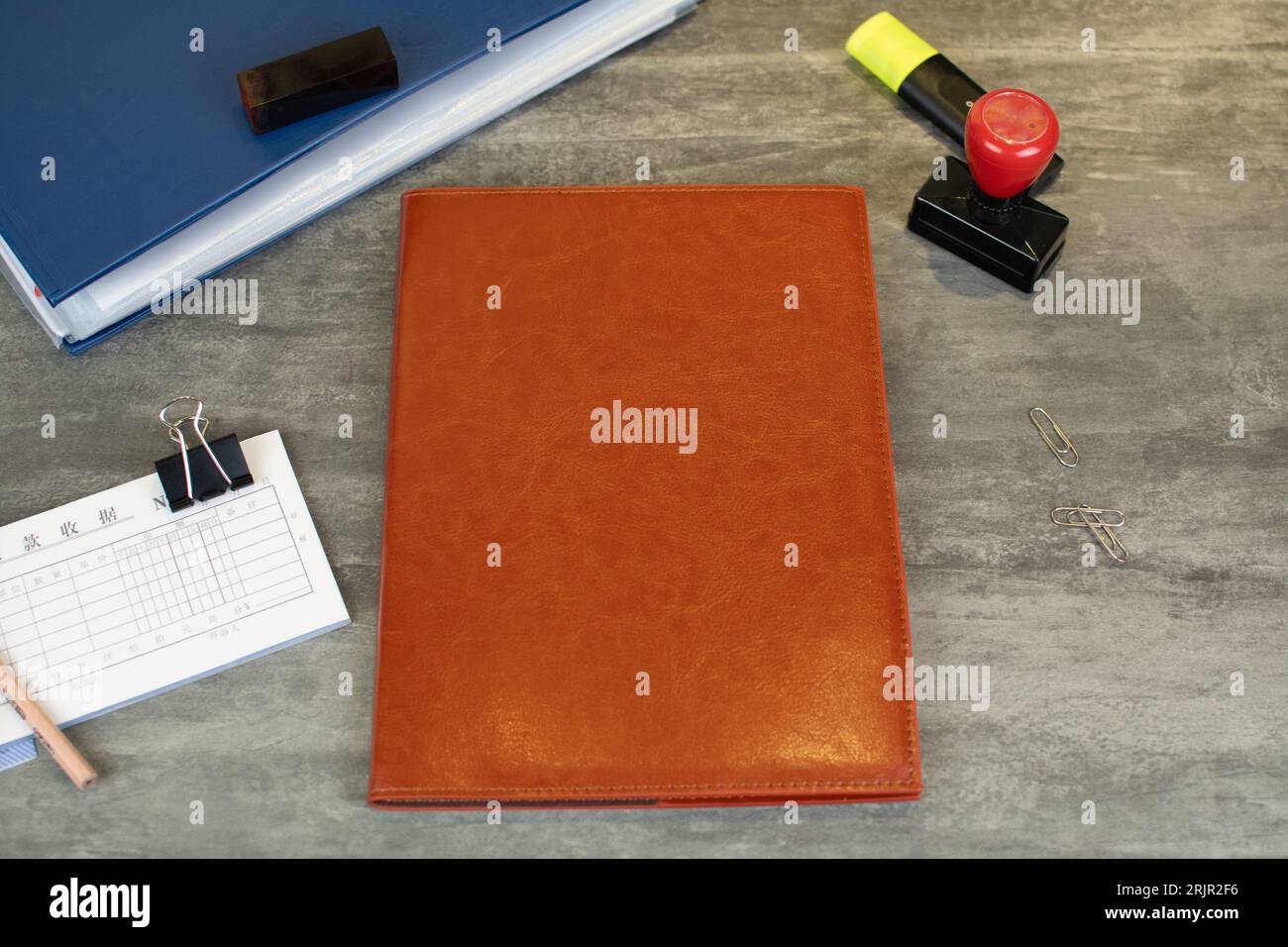 Chinese accountants hi-res stock photography and images - Alamy