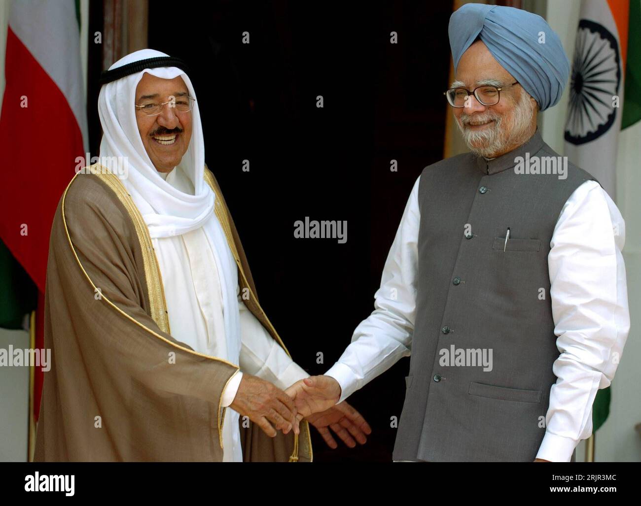 Sabah al ahmad al jaber al sabah 2006 hi-res stock photography and ...